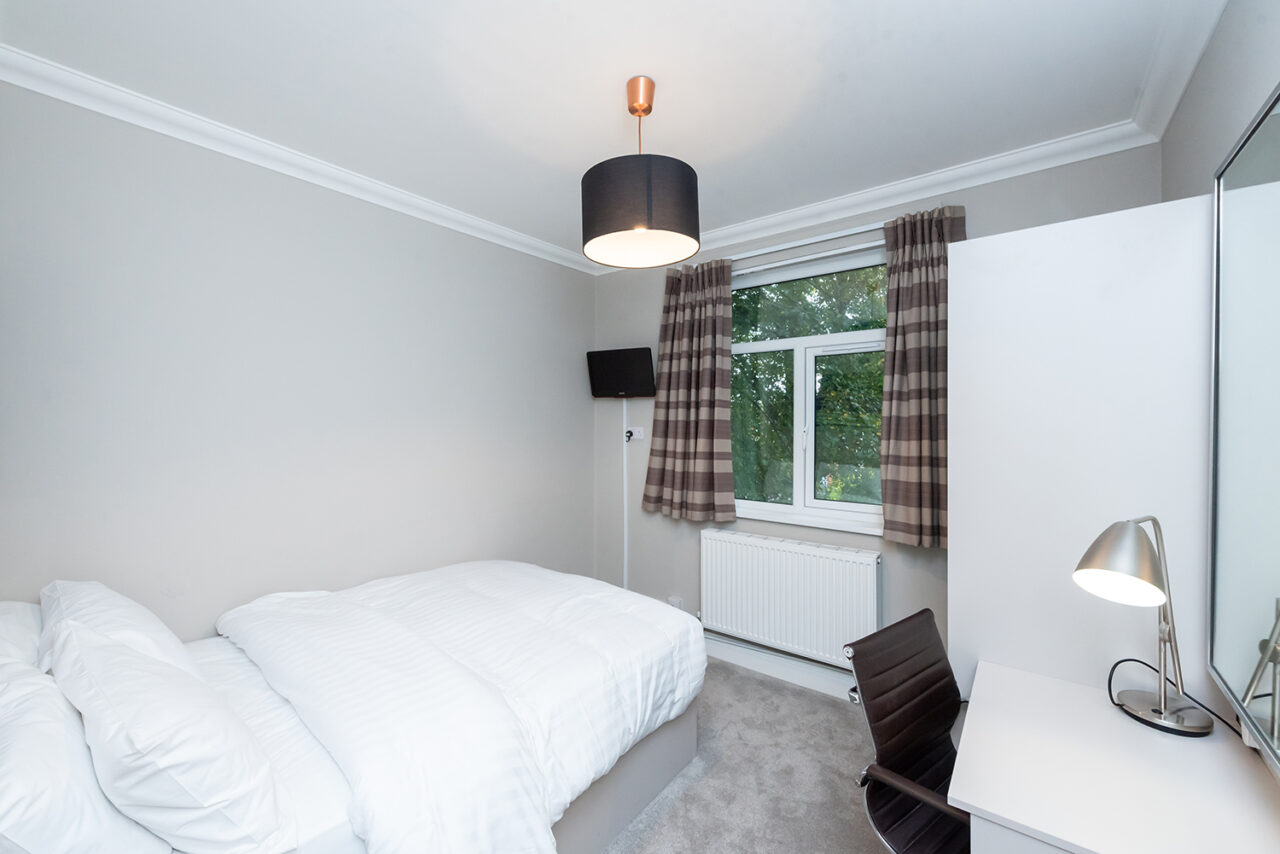 Rooms & Suites - Uno Hotel